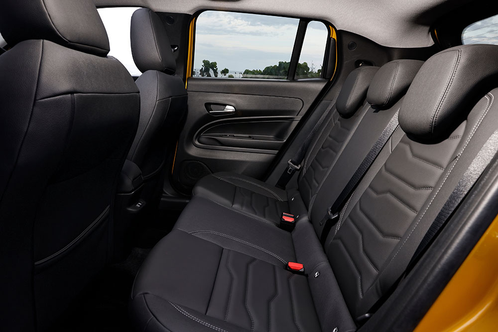 Jeep Avenger Summit MY25 review | RACQ