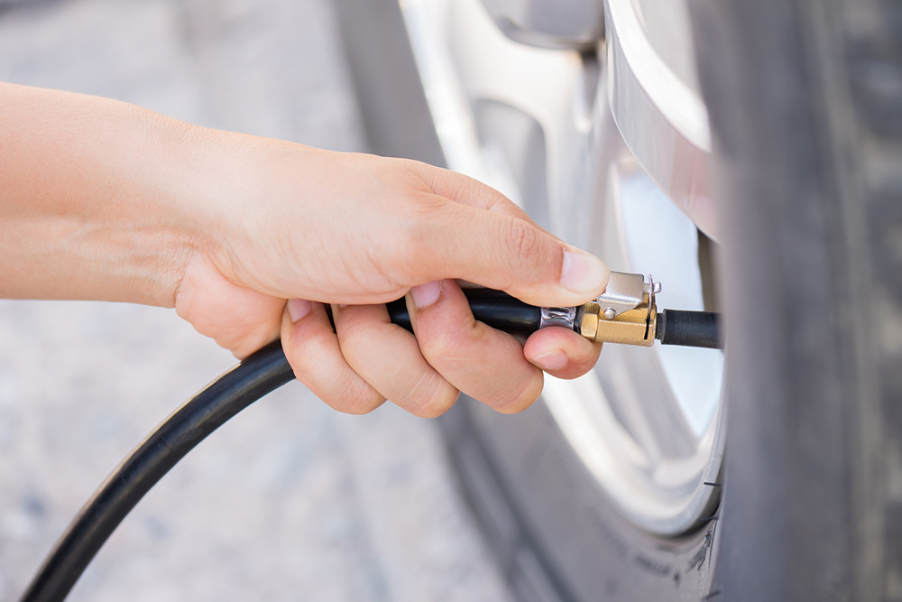 How to check your car tyre pressure | RACQ